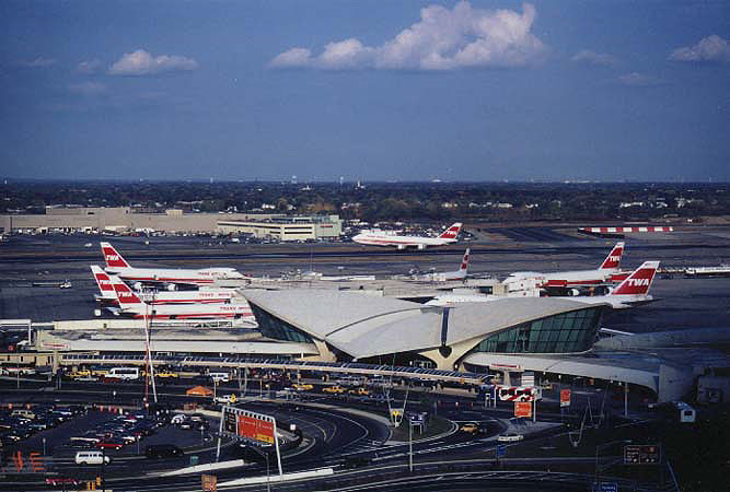 TWA's JFK Terminal in Action